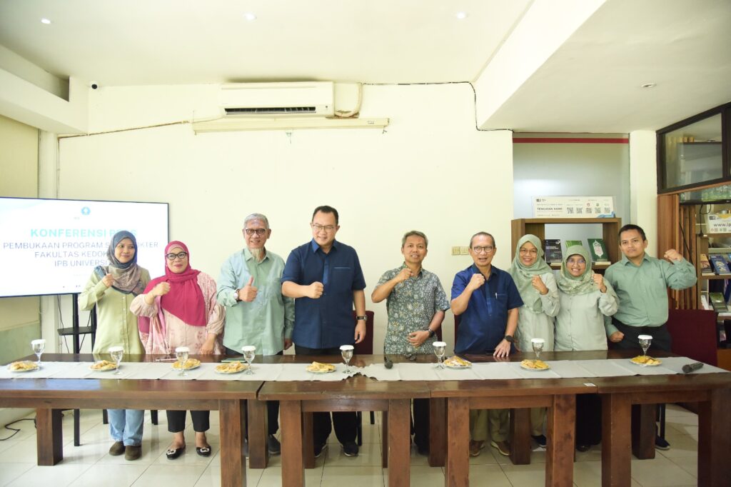 Dokumen Informasi dan Kebijakan Rektor IPB tentang Fakultas Kedokteran ...